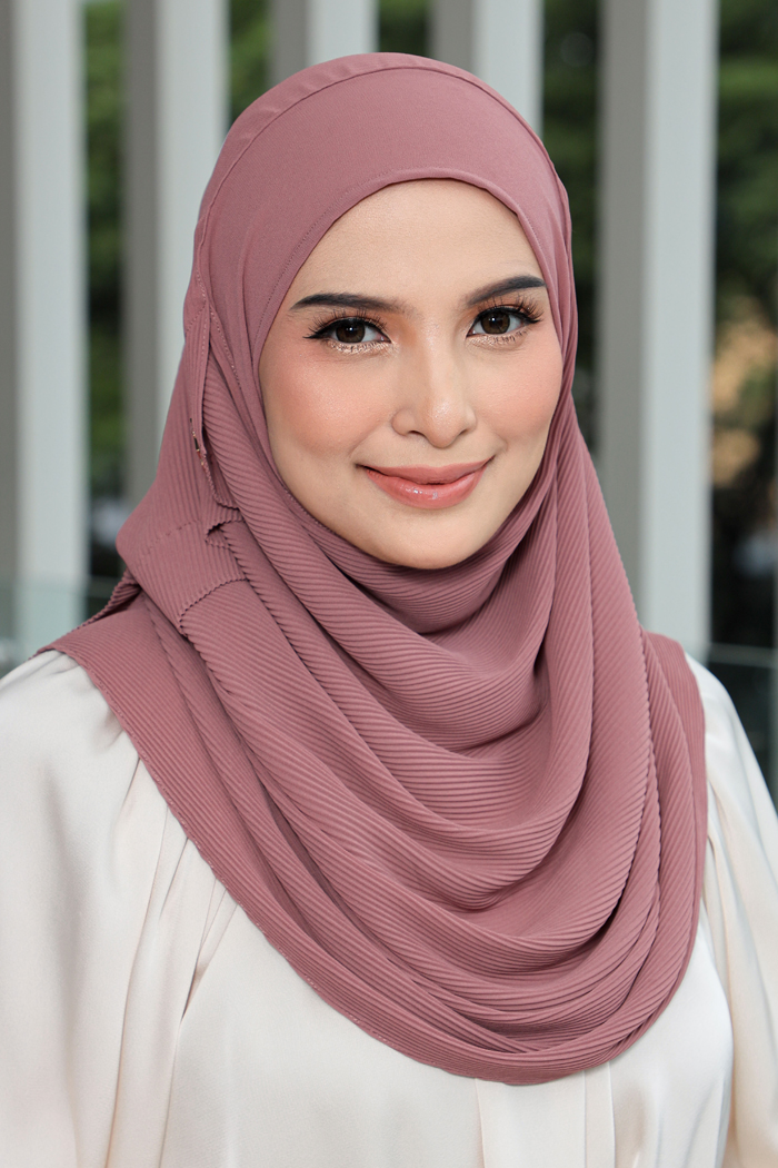 Dolsa | The Modest Stylish Fashion | Hijab | Shawls | Tudung | pleated | bawal | Pleated Scarves ...