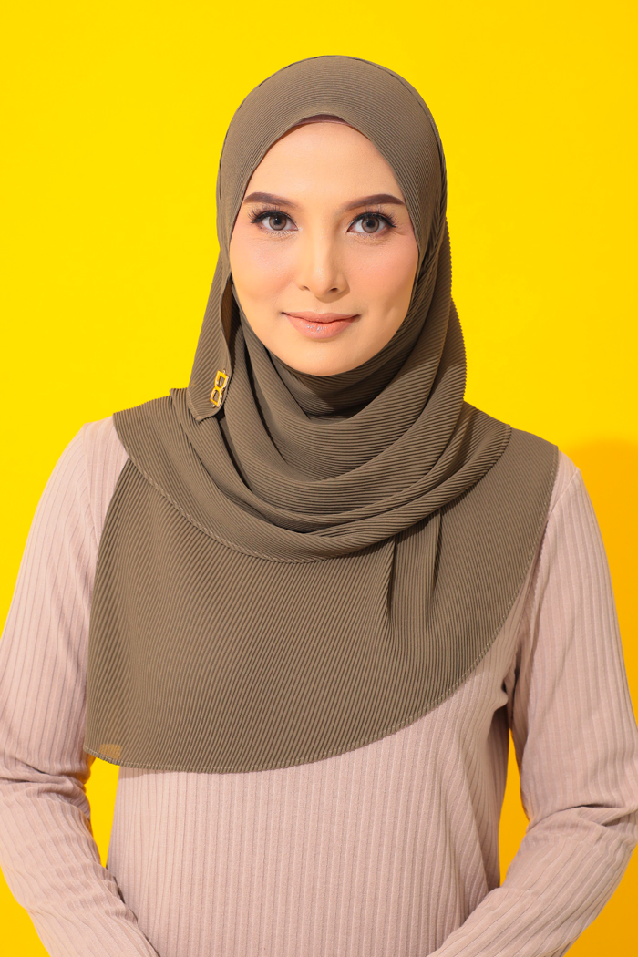 Dolsa | The Modest Stylish Fashion | Hijab | Shawls | Tudung | pleated | bawal | Pleated Scarves ...